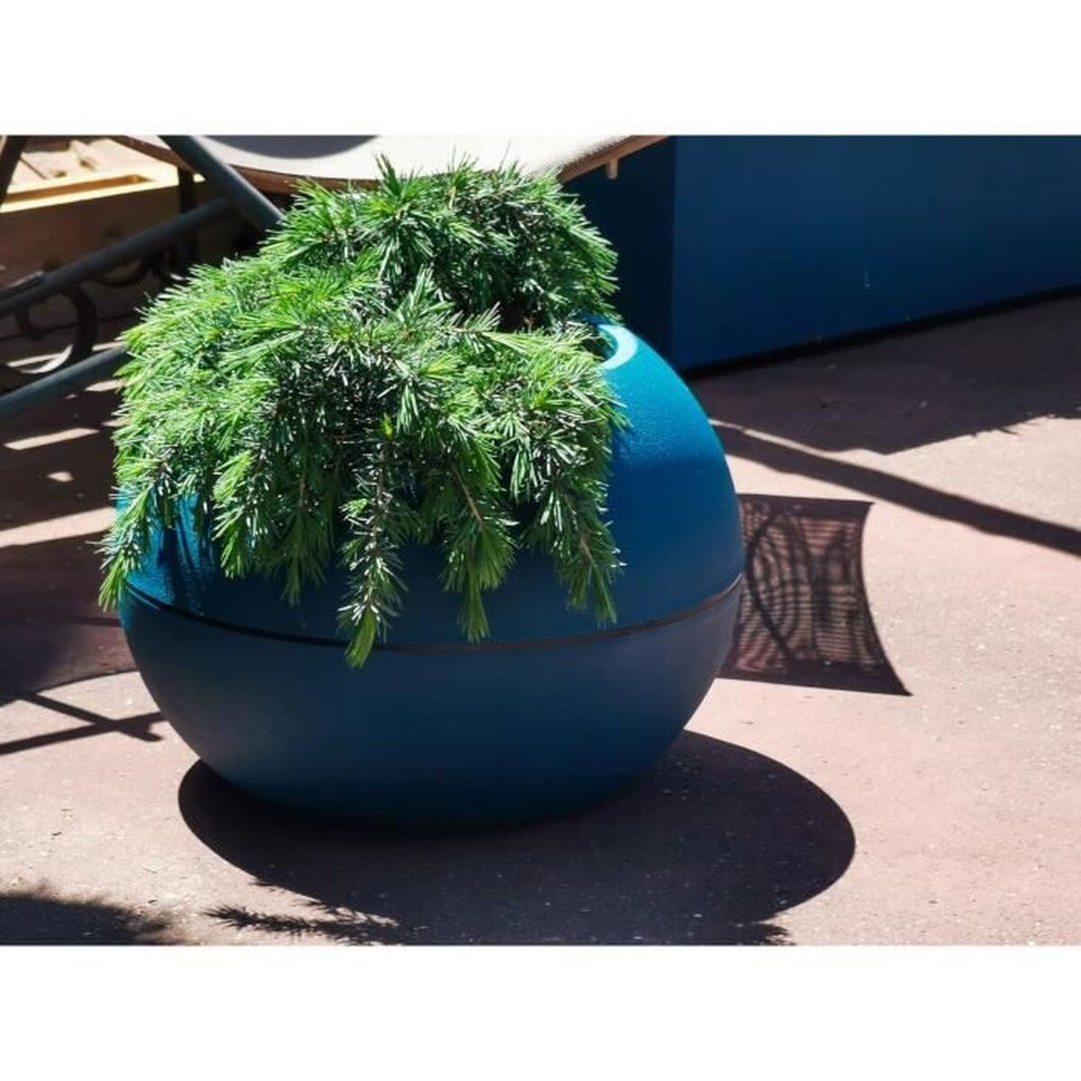 Bac à fleurs rond GRANIT BOULE - Plastique Ø 40 cm - Bleu - La Poste Pro